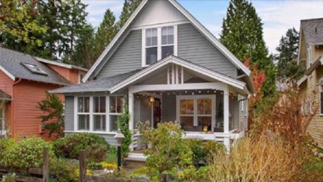 Habiteriez-vous un cottage comme celui-ci? Mais attendez de voir l ...